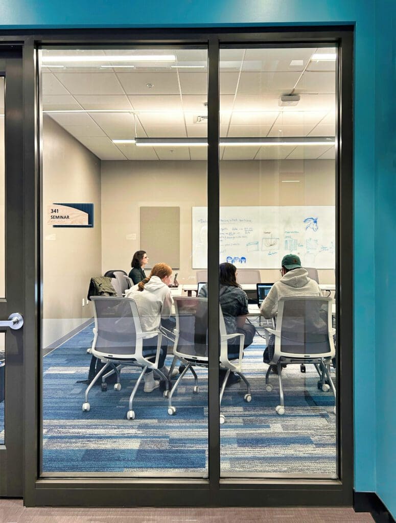 Innovative Workplace Environments - Red Thread